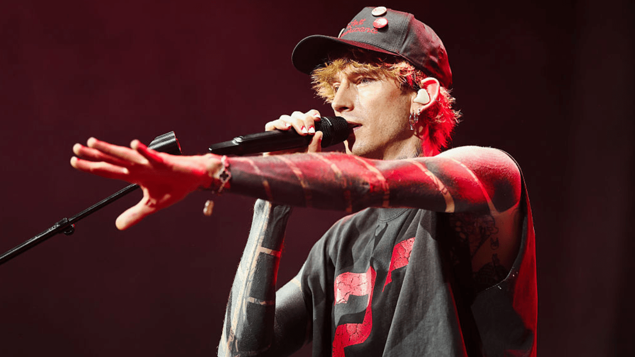 Looks Like MGK Is About To Announce An Australian Tour