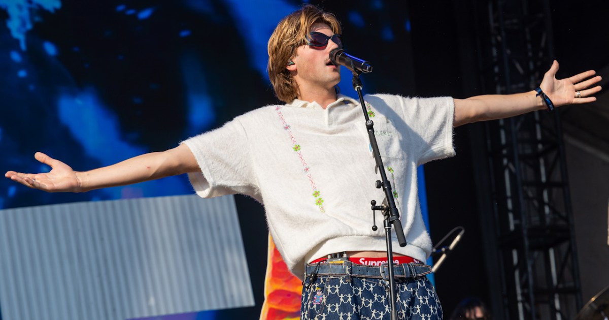 Ruel Announces Second Studio Album 'Kicking My Feet' - Music Feeds