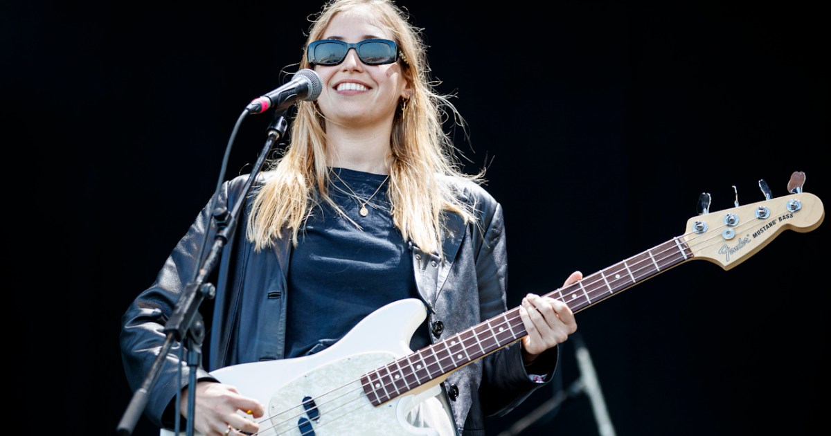 Hatchie Announces Third Album 'Liquourice', Shares 'Lose It Again ...