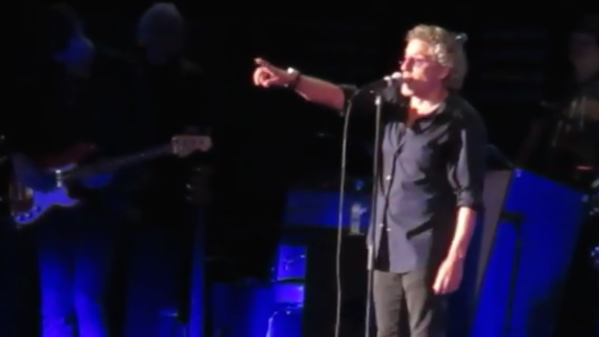 Watch The Who Threaten To Cancel A Show Over Marijuana Smoke - Music Feeds