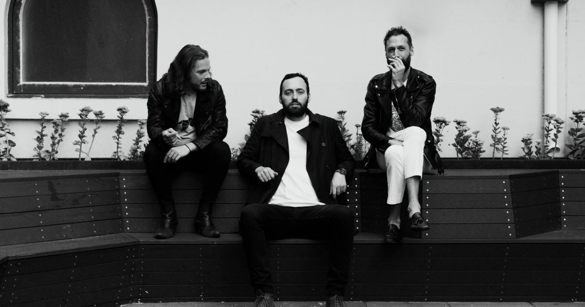 PREMIERE: All the Colours Channels The Best Of Nineties Alt Rock With ...