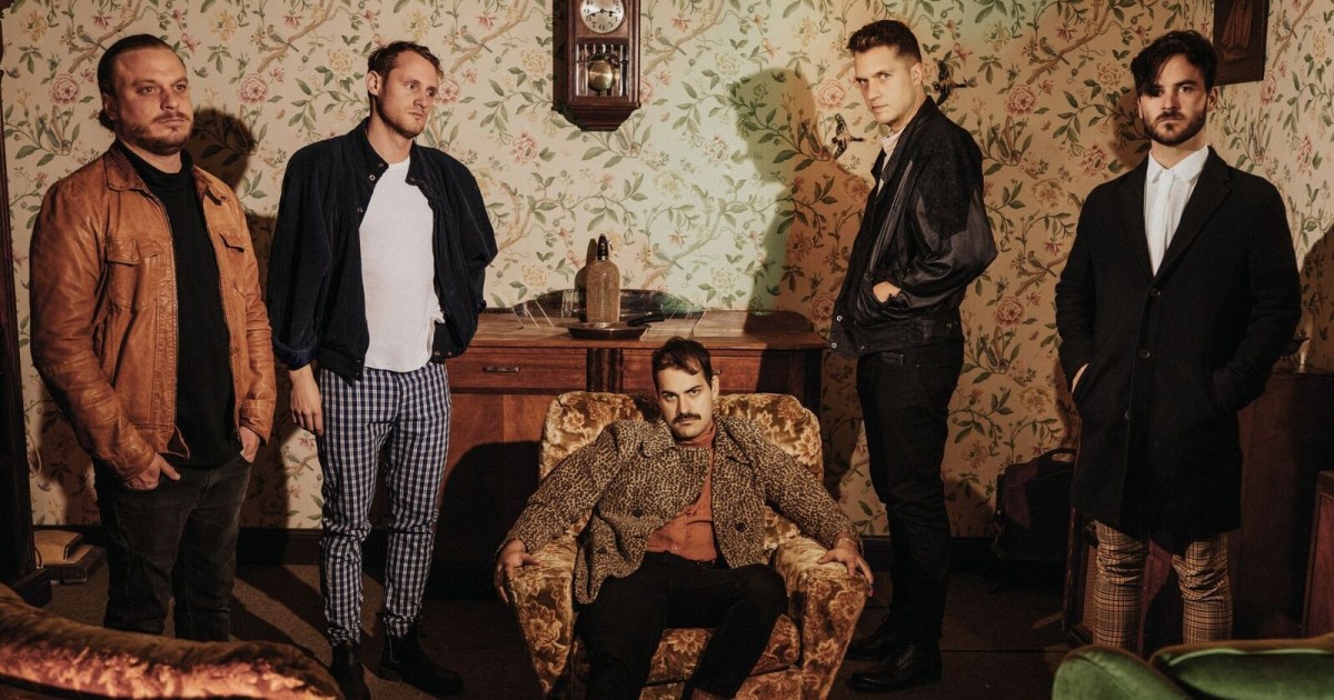 PREMIERE: Bad Pony Unveil Intoxicating Indie-Rock Bop, 'Forever My Love ...