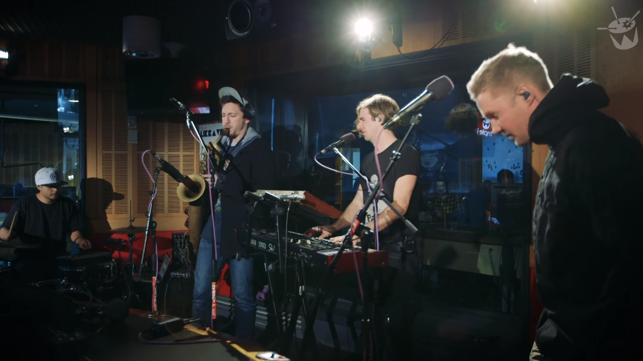 Watch Drapht's Saxed-Up Cover Of The Avalanches For 'Like A Version ...