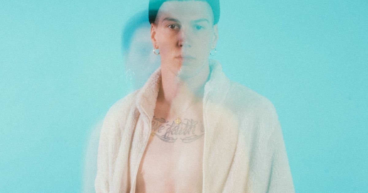 Trophy Eyes Frontman John Floreani Announces Debut Solo Album 'Sin ...