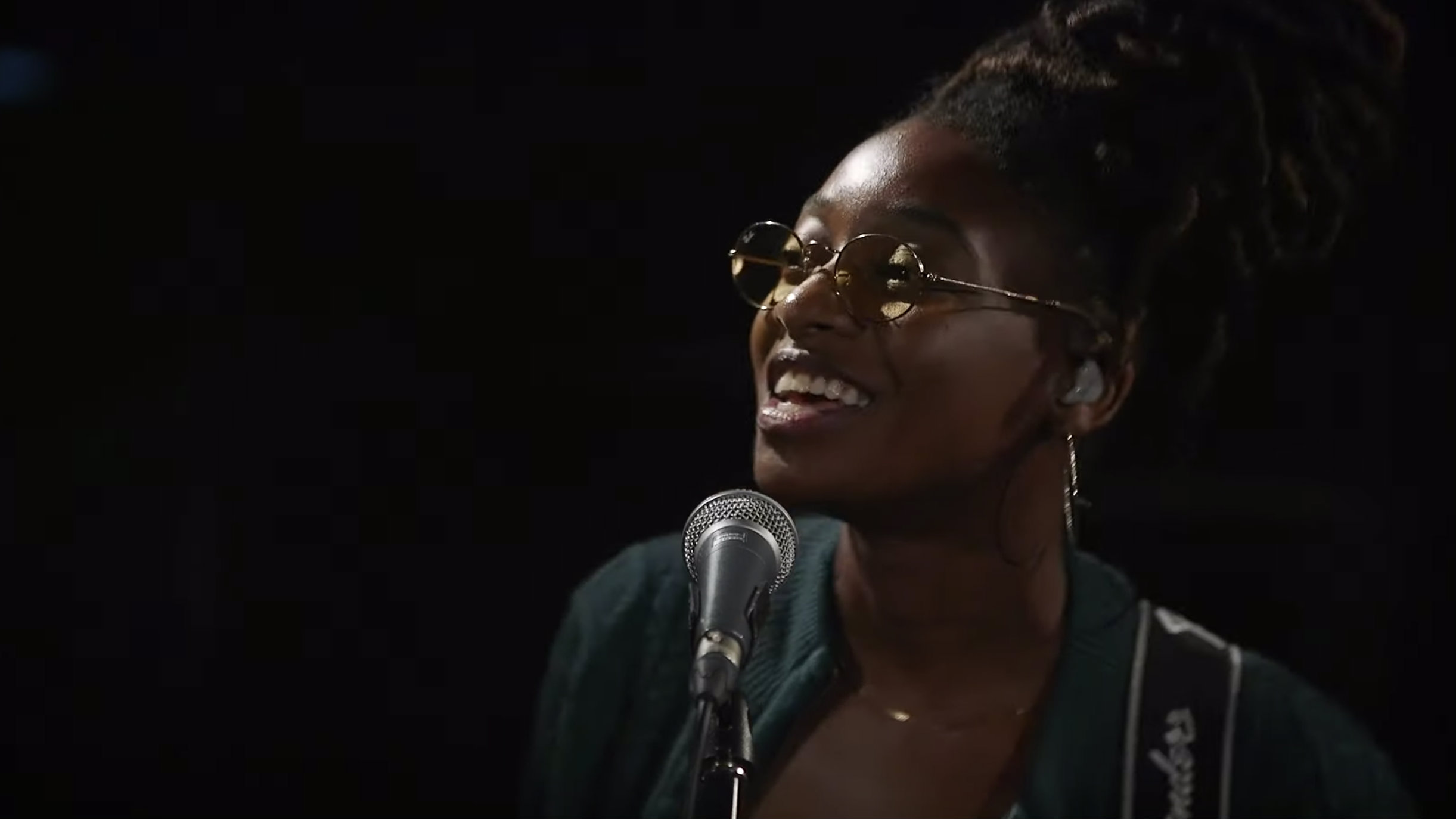 Little Simz Gives Us 'Feel Good Inc' By Gorillaz For Like A Version ...