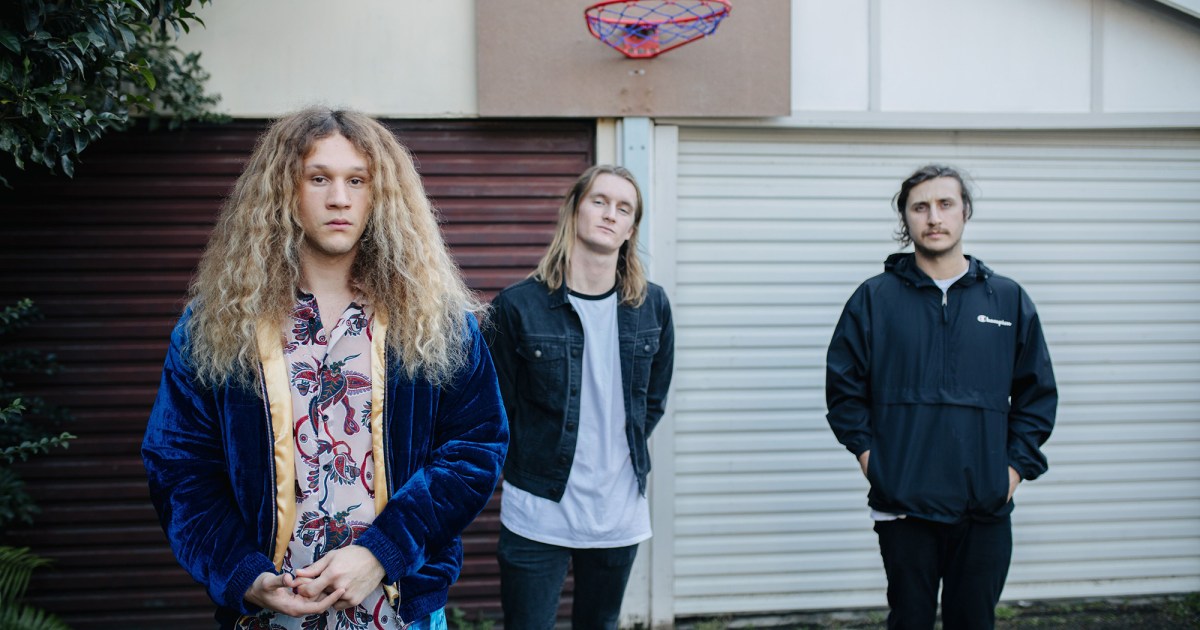 PREMIERE: 'Don't Complicate It', Say Sydney Trio Mesmeriser On Their ...