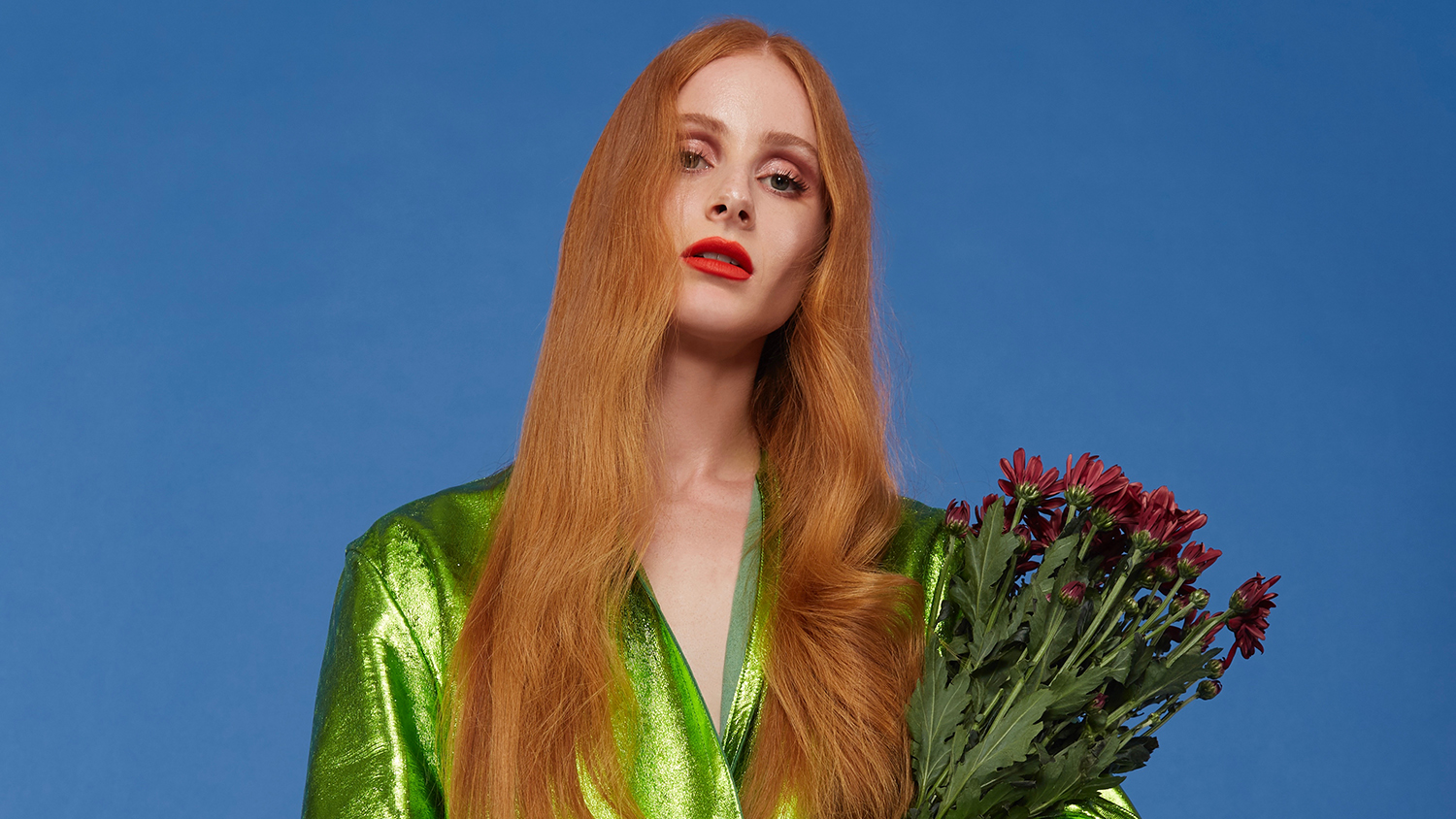 Vera Blue Releases Catchy AF New Track, 'The Way That You Love Me ...