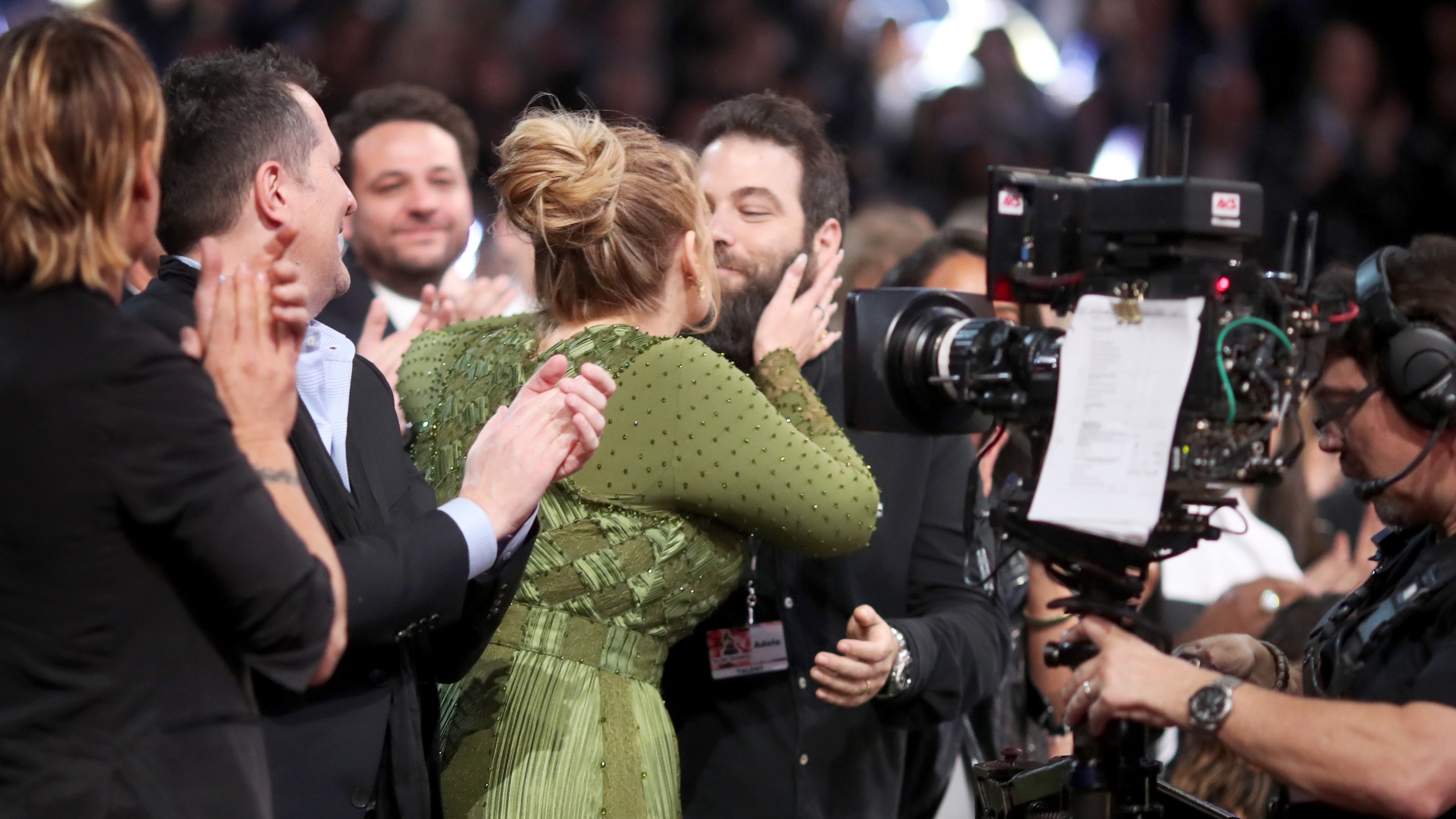 Adele Reveals To Australian Fans That She's Married Now - Music Feeds