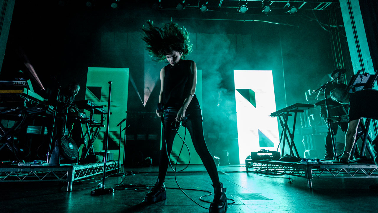 CHVRCHES Unveil New Song 'Warning Call', Penned For A Video Game ...