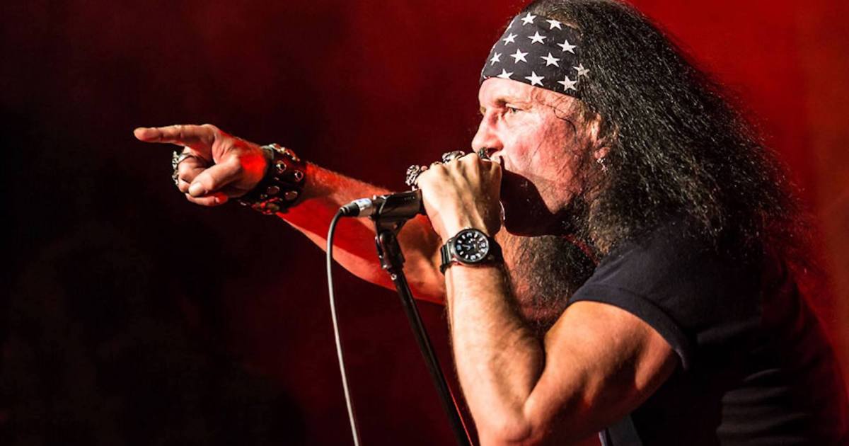 AC/DC's Original Singer Dave Evans Becomes Honorary Police Officer ...