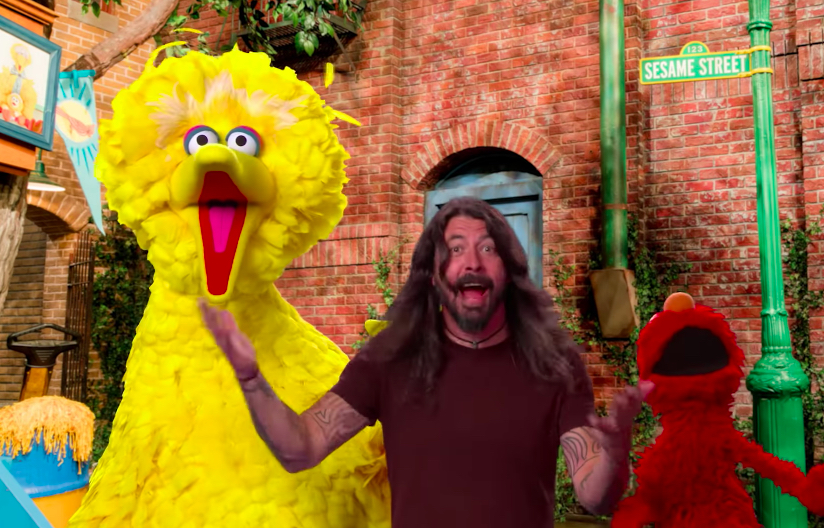 Watch Dave Grohl Sing With Big Bird And Elmo In Extremely Wholesome ...
