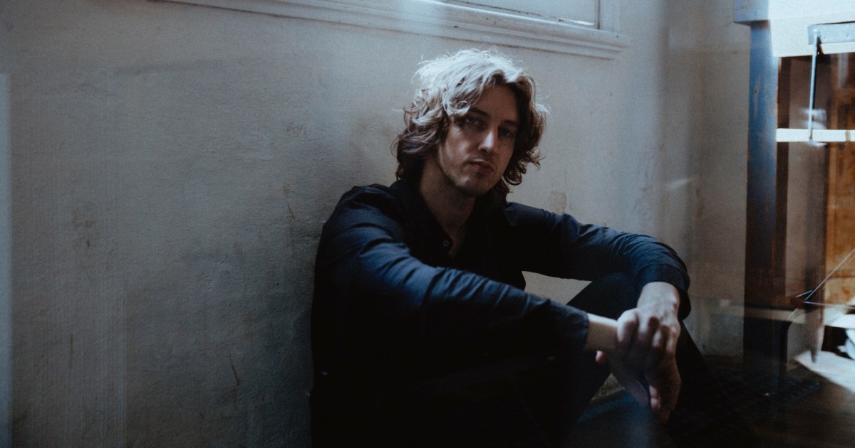 Dean Lewis Announces 2017 National Tour - Music Feeds