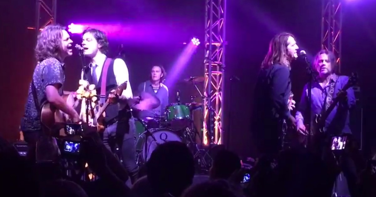 Watch Powderfinger Members Reunite, Perform Together In Brisbane ...