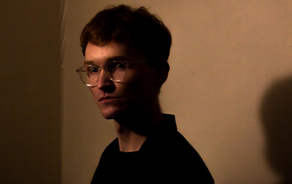 PREMIERE: The New Lontalius Track 'Swim' Is Buoyant Yet Reflective Pop ...