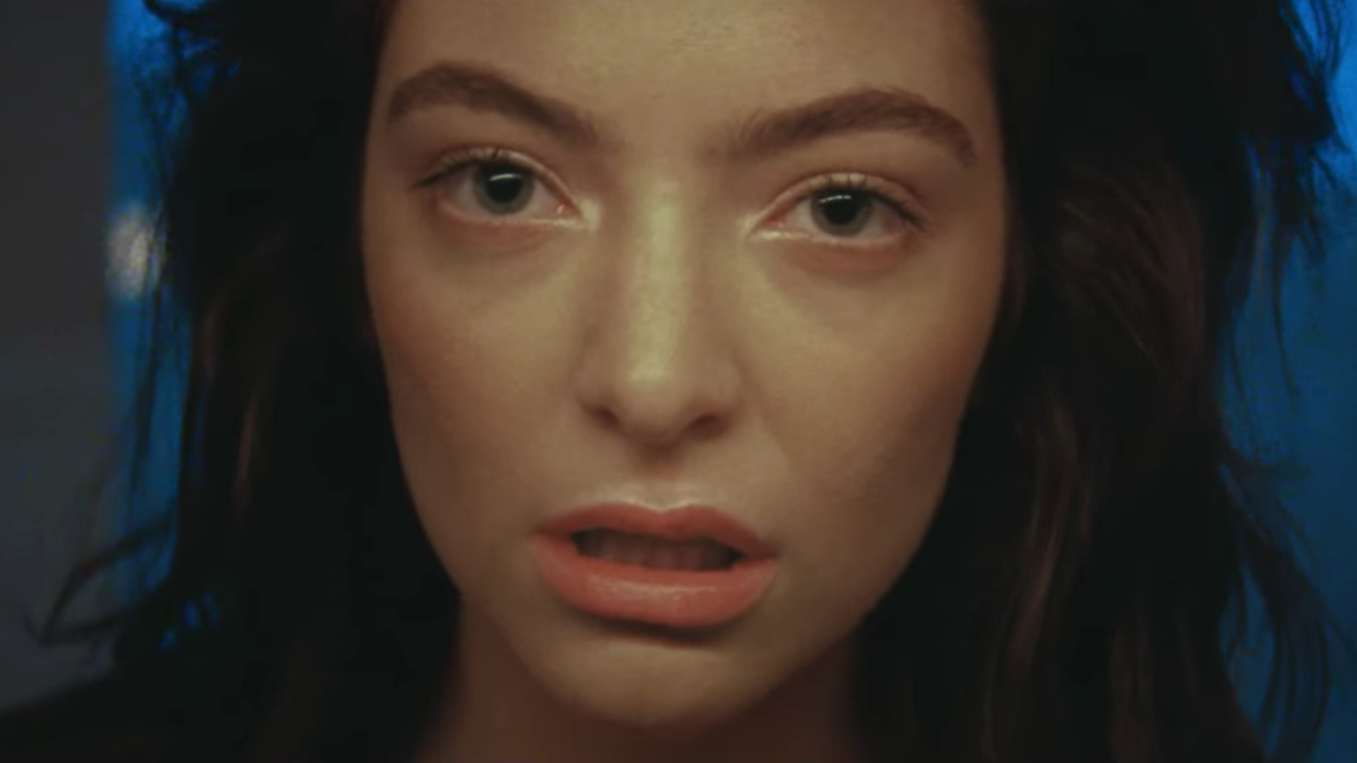 Lorde Unleashes Massive New Single & Video 'Green Light' - Music Feeds