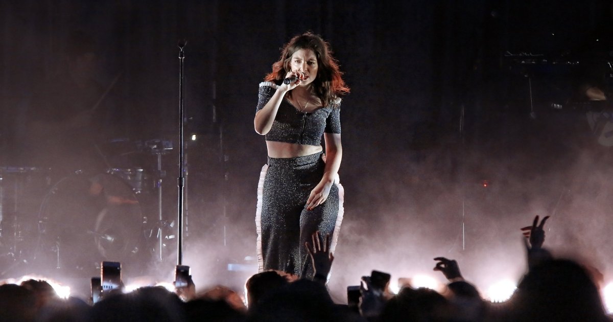 Lorde Debuts New Music And Covers Frank Ocean On Tour - Music Feeds