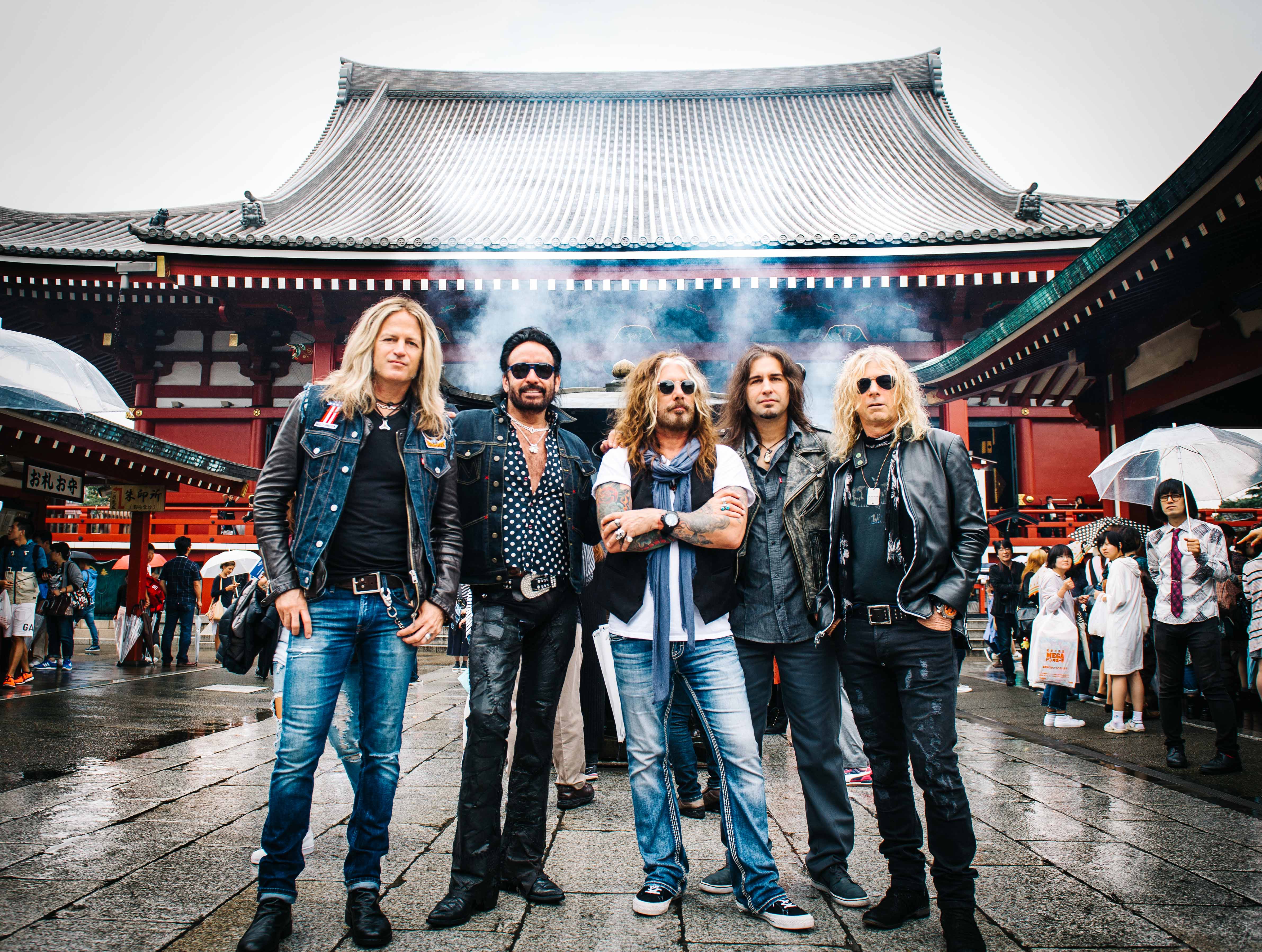 John Corabi On The Dead Daisies' New Live Album, Touring Australia ...